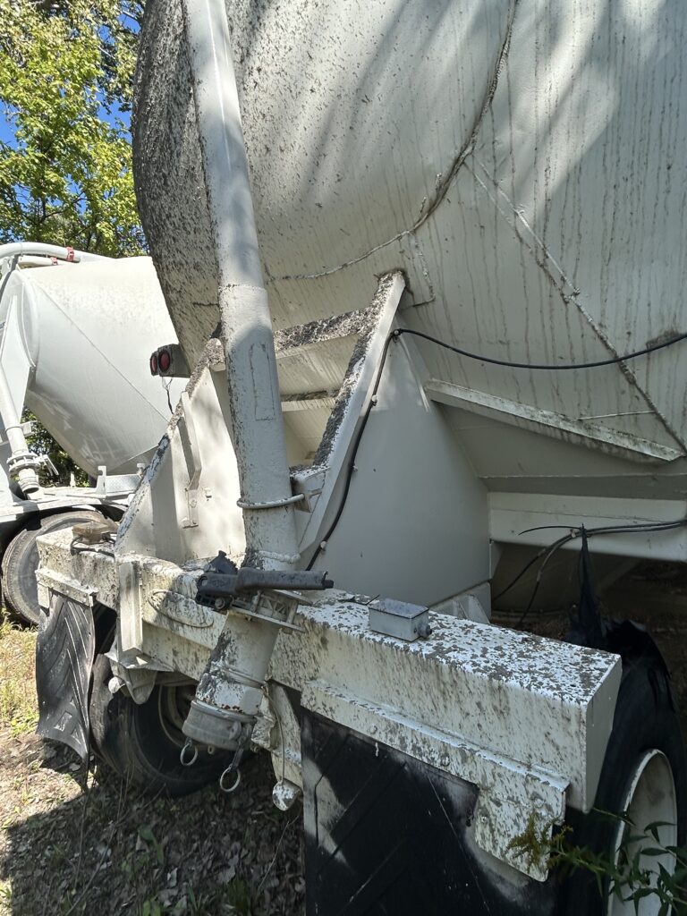 Butler 4100 Portable Storage Silo - ConcreteIron