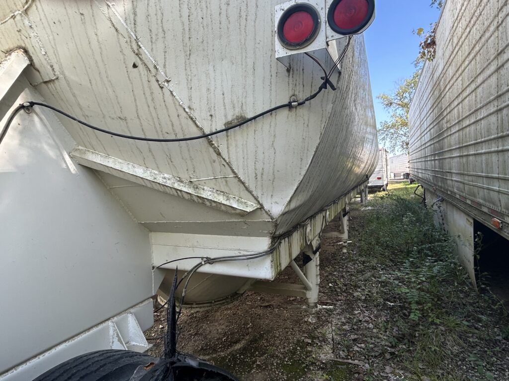 Butler 4100 Portable Storage Silo - ConcreteIron