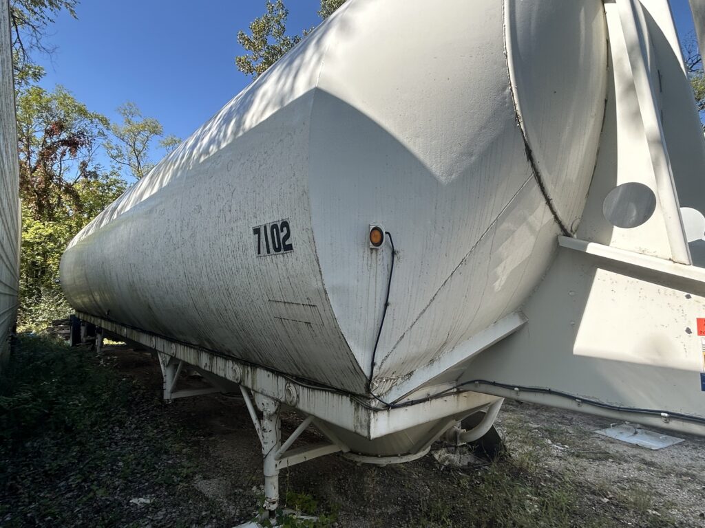 Butler 4100 Portable Storage Silo - ConcreteIron